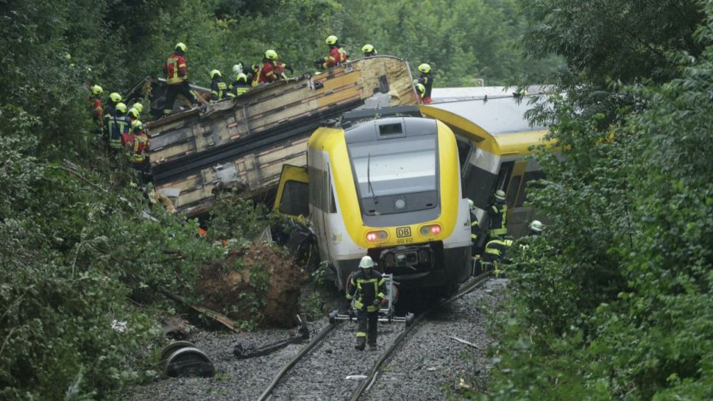 Deadly train derailment in Baden-Württemberg, Germany: 3 dead, 34 ...