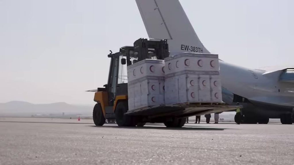 UAE sends fifth humanitarian aid plane to earthquake victims in ...