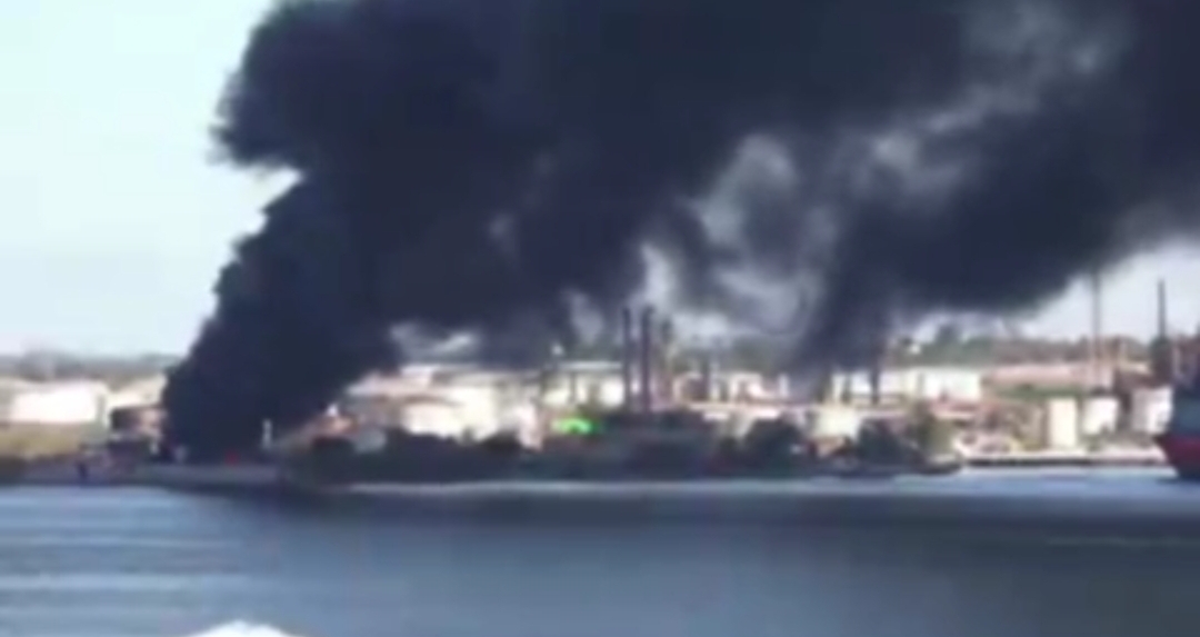 Fire breaks out at Cuba's largest oil refinery, Nico Lopez, in Havana ...